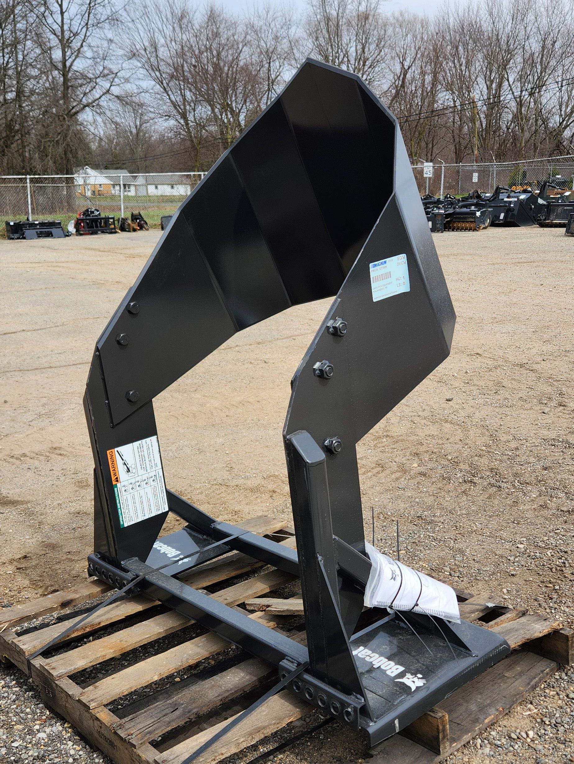 Tree Scoop Attachment | Michigan Bobcat | Carletonequipment.com